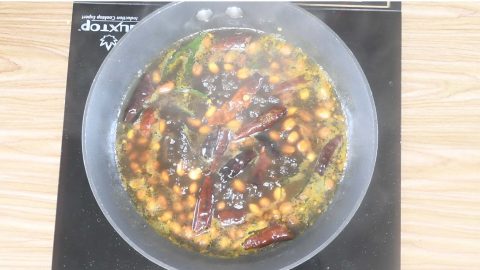 Puli Aval Upma Recipe | Tamarind Poha Recipe - Subbus Kitchen