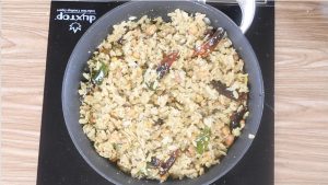 Puli Aval Upma Recipe | Tamarind Poha Recipe - Subbus Kitchen