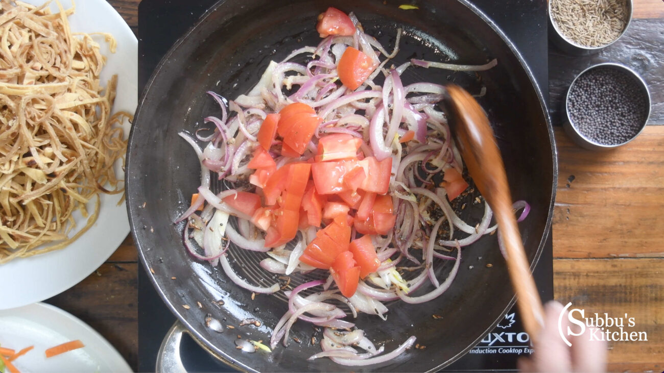 Chapati Upma Recipe | Leftover Roti Upma - Subbus Kitchen