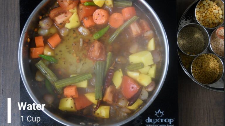 Thalicha Sambar Recipe | Milagai Killi Pota Sambar - Subbus Kitchen