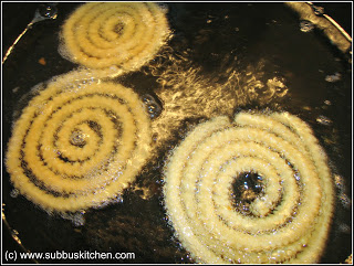 Chakli - Subbus Kitchen