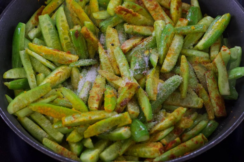 Kovakkai Fry | Tindora Fry | Ivy Gourd Fry - Subbus Kitchen