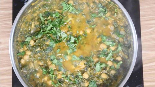 Palak Chole Masala | Spinach Chickpea Curry - Subbus Kitchen
