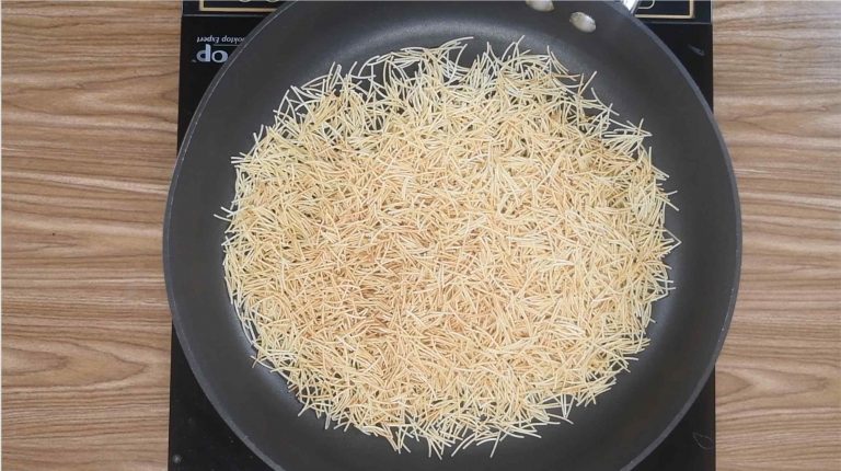 Vermicelli Upma Recipe | Semiya Upma Recipe - Subbus Kitchen