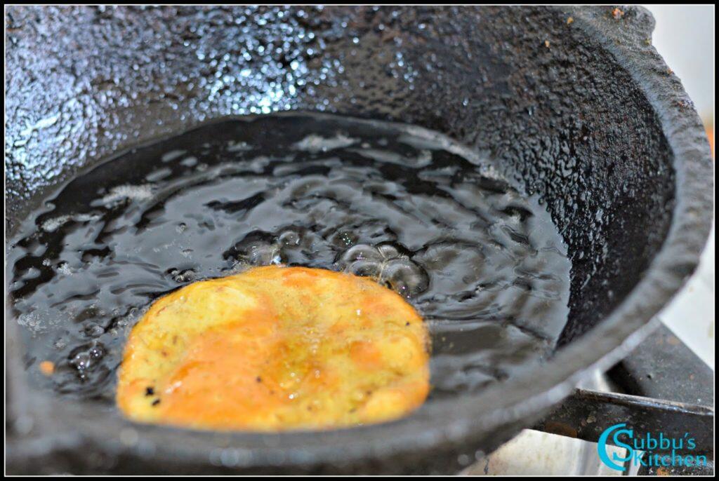 Nippattu Recipe | Karnataka Style Crispy Thattai - Subbus Kitchen