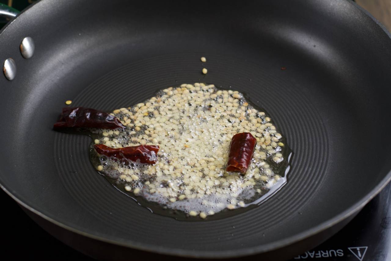 Cabbage Kadamba Curry | Mixed Vegetable Poriyal Recipe - Subbus Kitchen