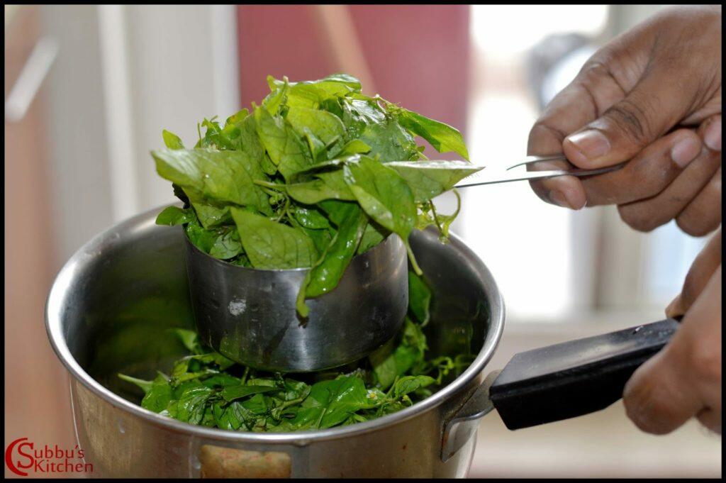 Manathakkali Keerai Saru Recipe | Black Nightshade with Coconut Milk ...