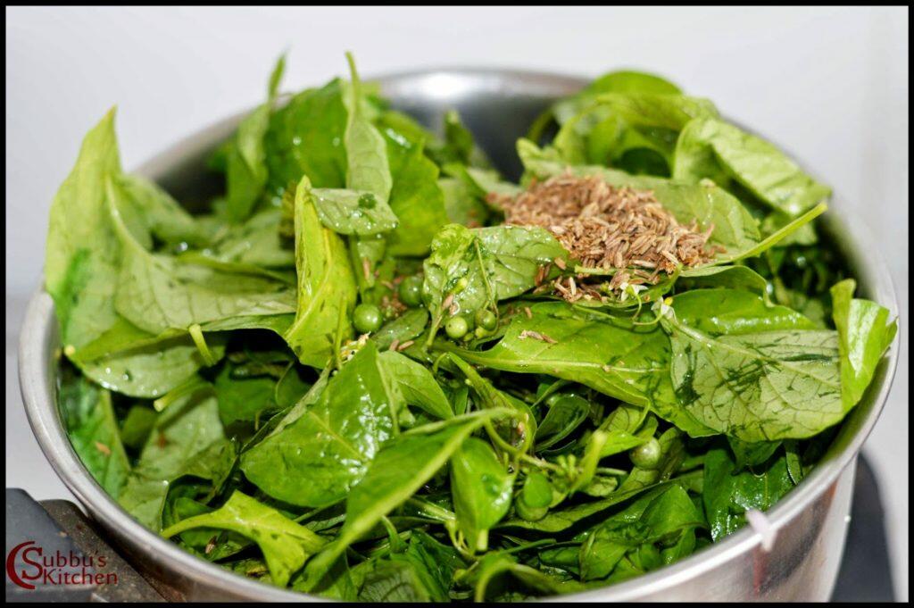 Manathakkali Keerai Saru Recipe | Black Nightshade with Coconut Milk ...