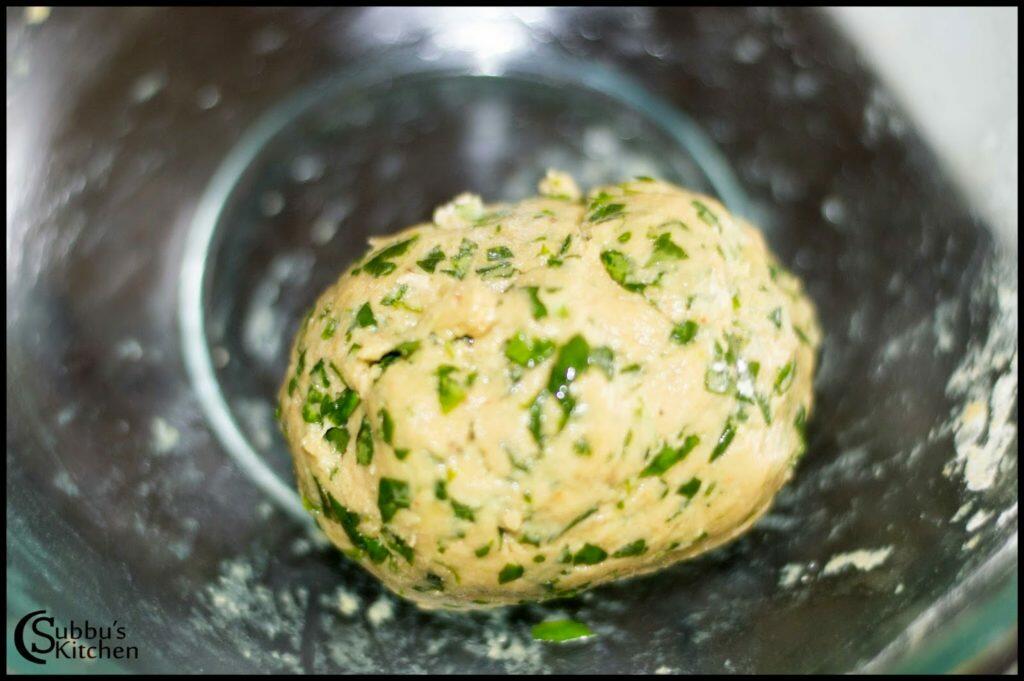 Methi Puri / Poori Recipe | Vendhaya Keerai Puri / Poori Recipe ...