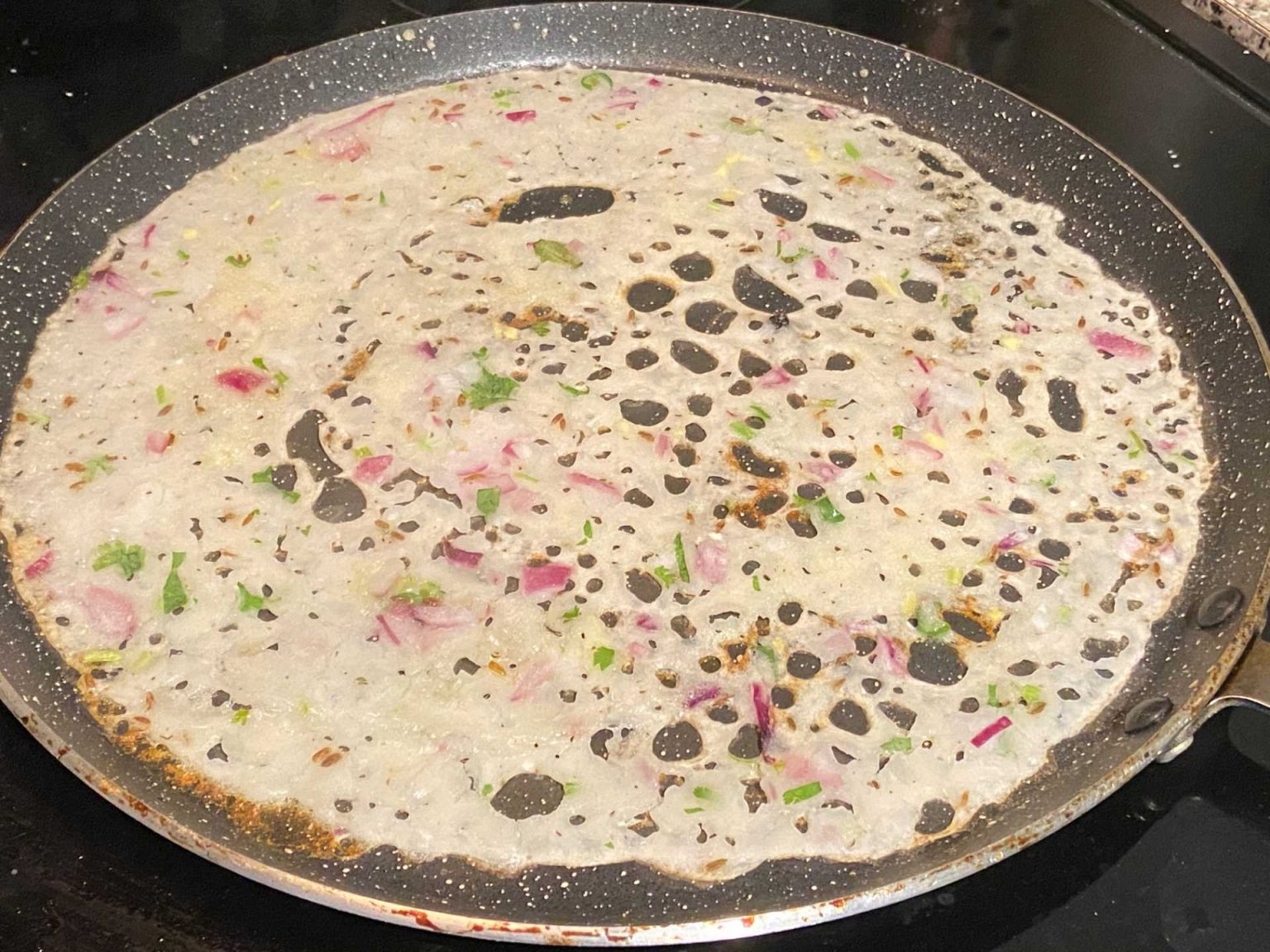 Rava Dosai | Restaurant Style Crispy Rava Dosa Recipe - Subbus Kitchen