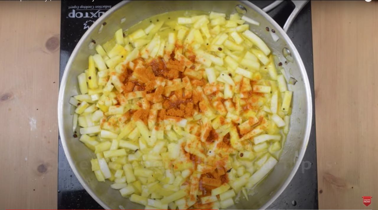 Turnip Stir-Fry | Noolkol Poriyal | Kohlrabi Curry Recipe - Subbus Kitchen