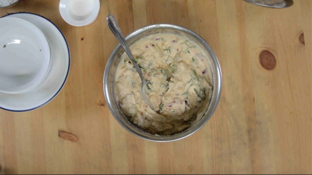 Adai Mavu Kunukku Recipe | Lentil Fritters Recipe - Subbus Kitchen