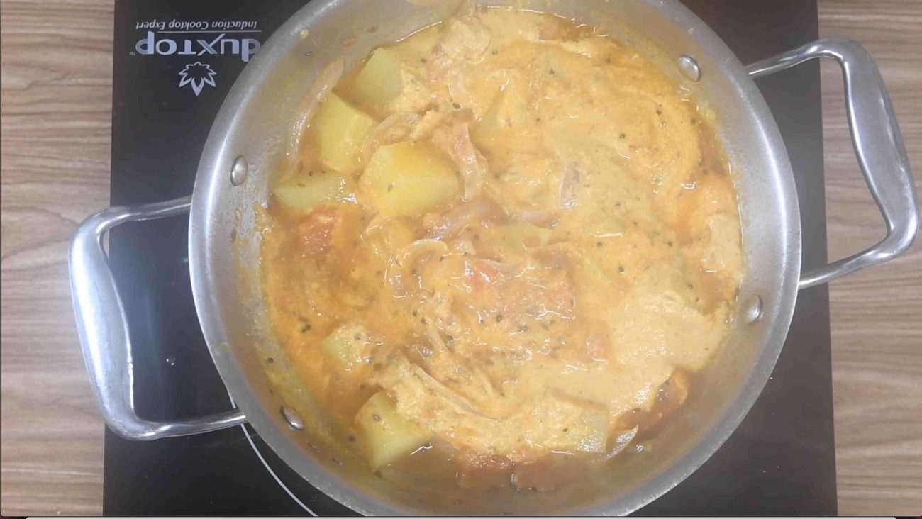 Vengaya Kosu Recipe | Onion Kosu Recipe - Subbus Kitchen