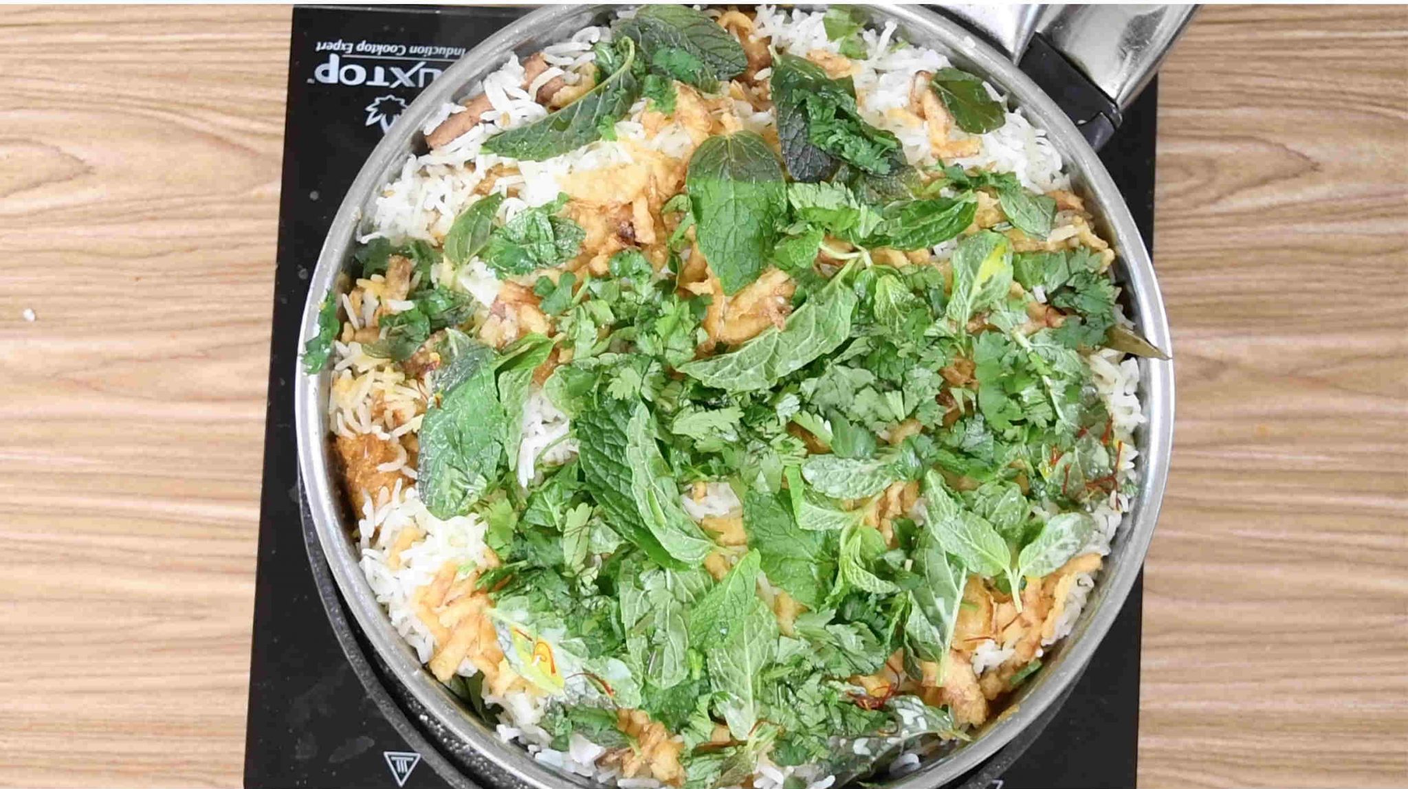 Aloo Dum Biryani | Dum Aloo Biryani Recipe - Subbus Kitchen