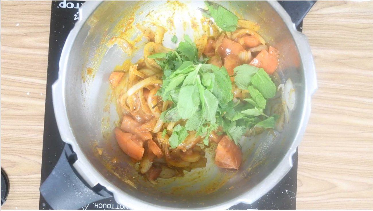 Chole Biryani | Chickpea Biryani | Chana Biryani Recipe - Subbus Kitchen