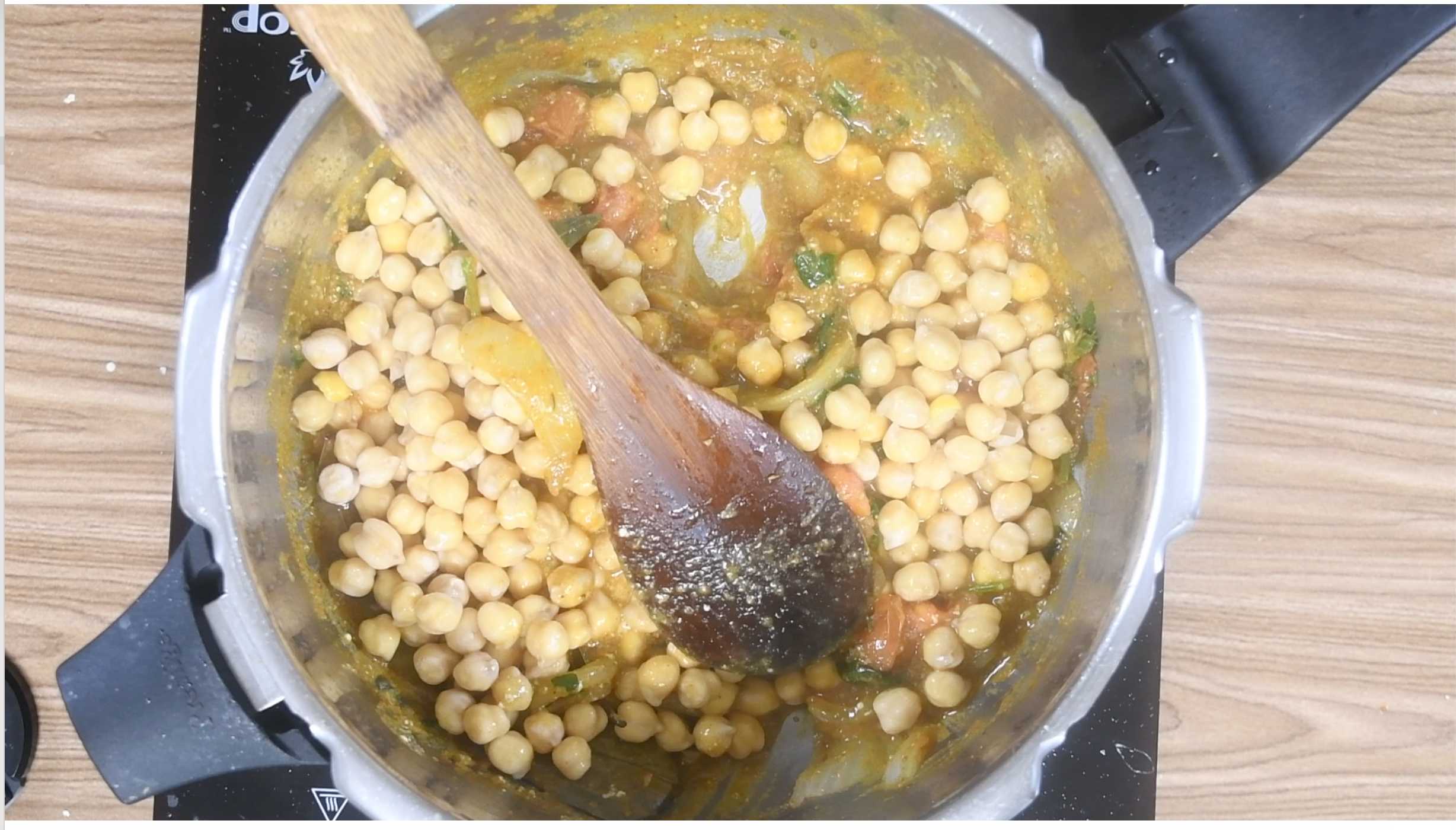 Chole Biryani | Chickpea Biryani | Chana Biryani Recipe - Subbus Kitchen