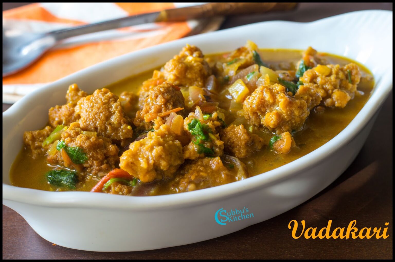 Vadacurry Recipe | Vadakari Recipe | Vada Curry Recipe - Subbus Kitchen