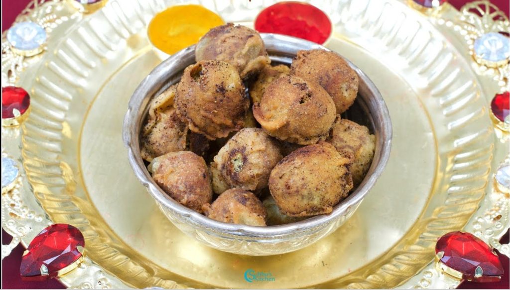 Munthiri Kothu | Chittu Urundai | Green Moong Jaggery Balls - Subbus ...