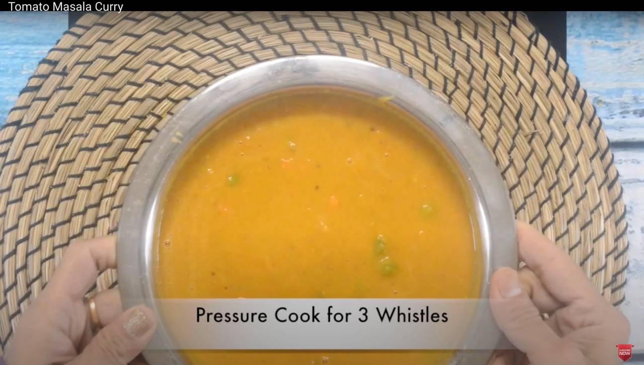 Tomato Masala Curry Recipe | Tomato Masala Gravy Recipe - Subbus Kitchen