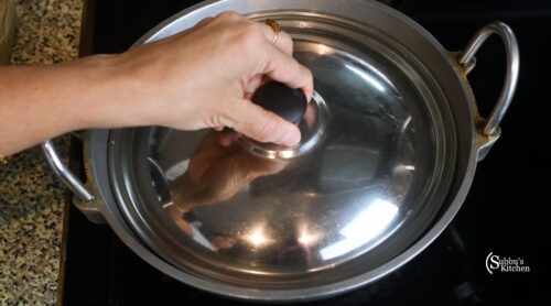 Dibba rotti recipe | Andhra Minapa Rotti - Subbus Kitchen