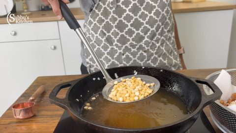 Poha Chivda Recipe | Aval Mixture Recipe - Subbus Kitchen