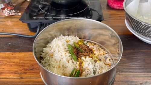 Poha Chivda Recipe | Aval Mixture Recipe - Subbus Kitchen