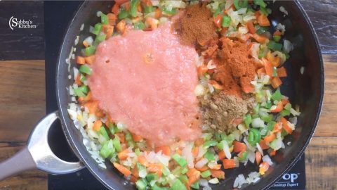 Mexican style Vegetable Rice - Subbus Kitchen