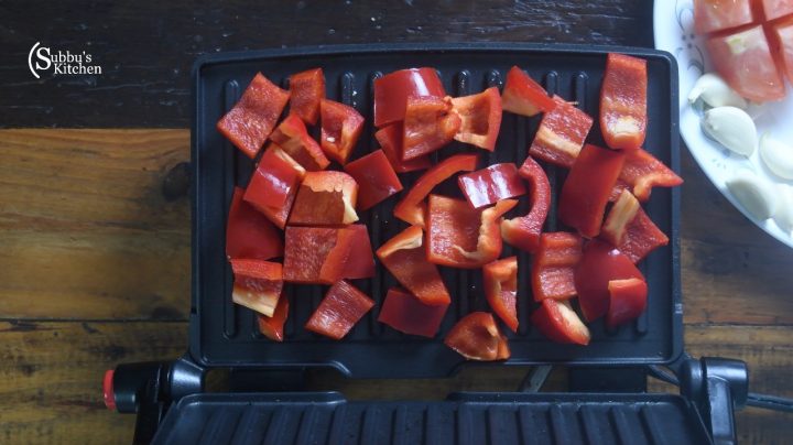 Creamy Red Capsicum Soup - Subbus Kitchen