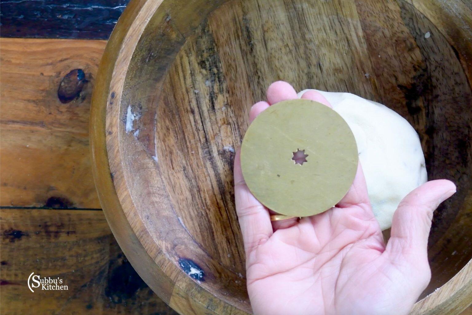 Mullu Murukku | Instant Chakli | Rice Flour Murukku - Subbus Kitchen